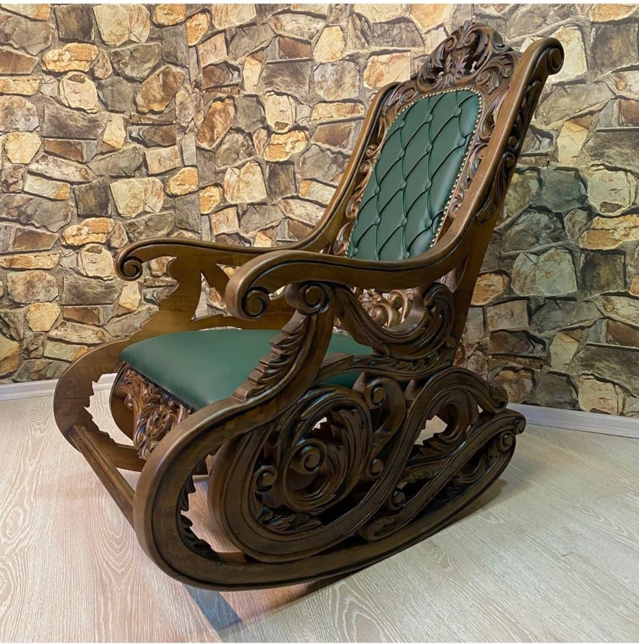 Luxury Antique Rocking Chair – Hand-Carved Wood & Classic Design